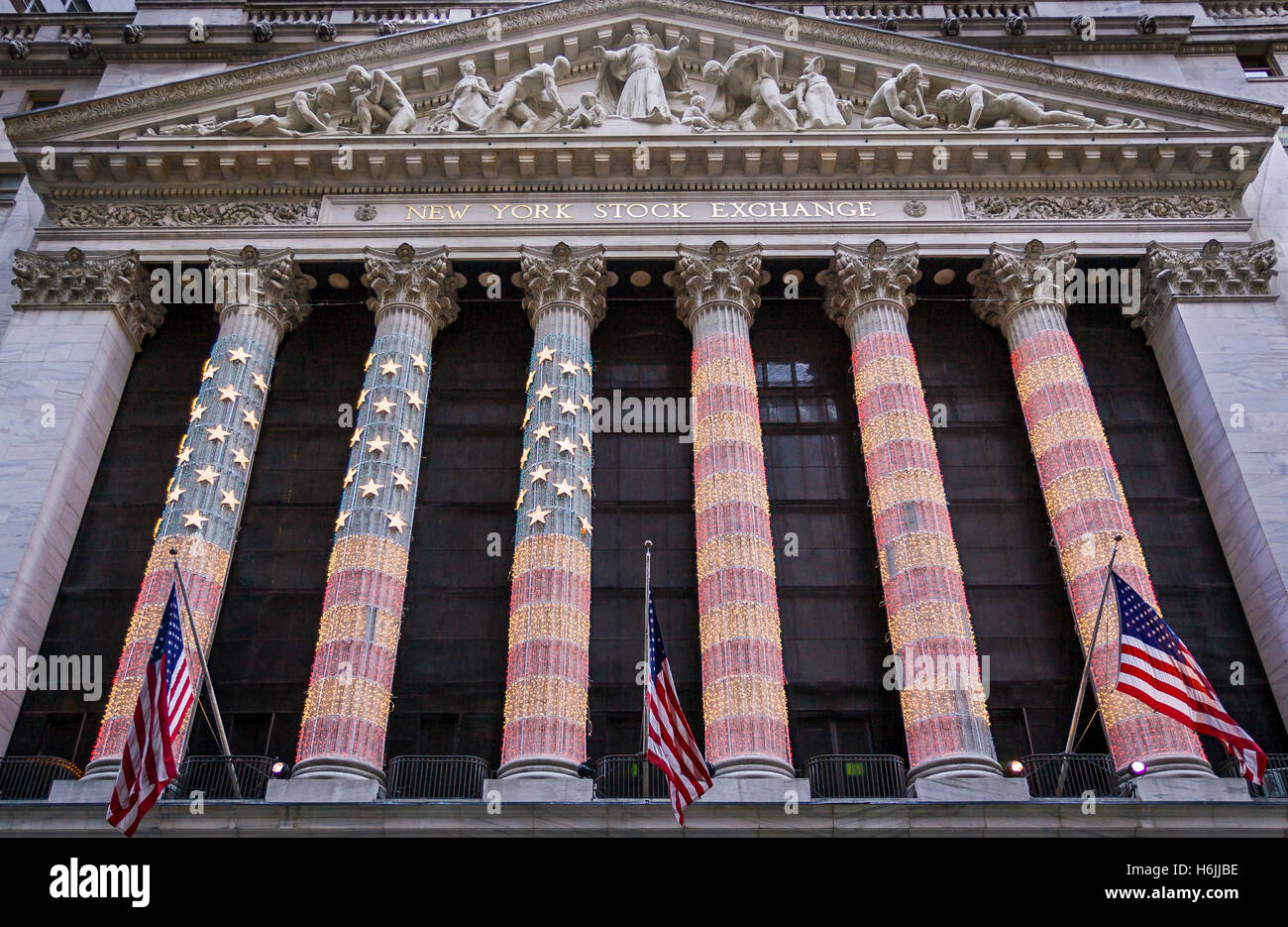 NEW YORK, NEW YORK, USA - New York Stock Exchange building exterior on ...