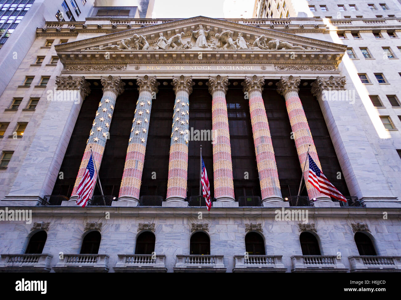 NEW YORK, NEW YORK, USA - New York Stock Exchange building exterior on ...