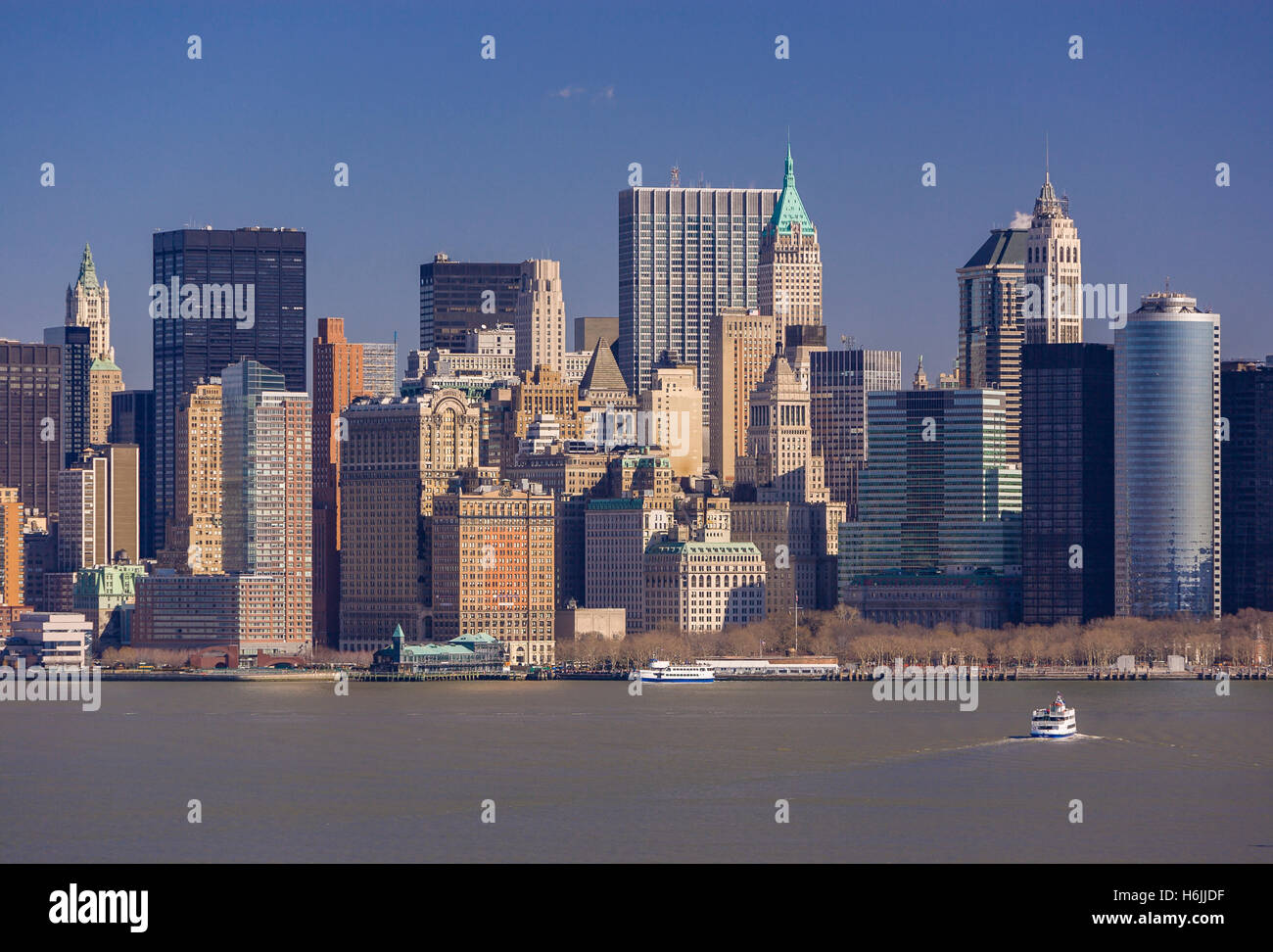 NEW YORK, NEW YORK, USA - skyline of southern Manhattan and Battery ...