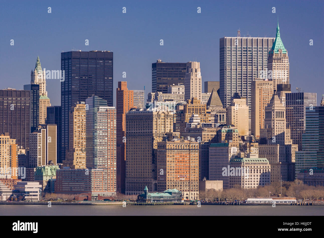 NEW YORK, NEW YORK, USA - skyline of southern Manhattan and Battery ...