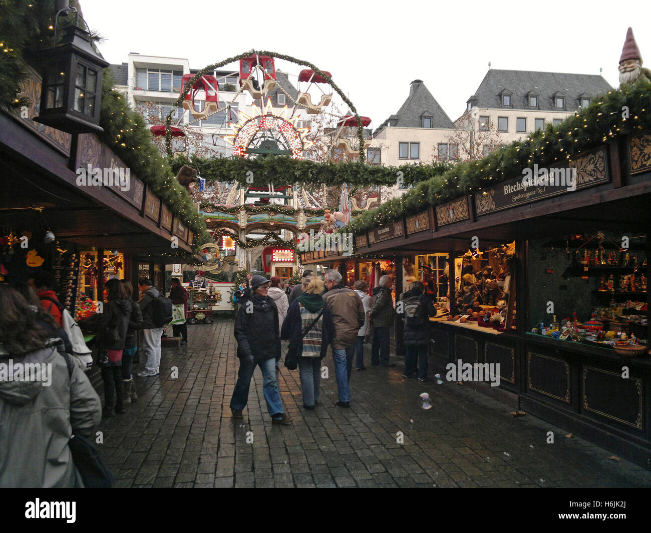 Old town christmas market cologne hi-res stock photography and images ...
