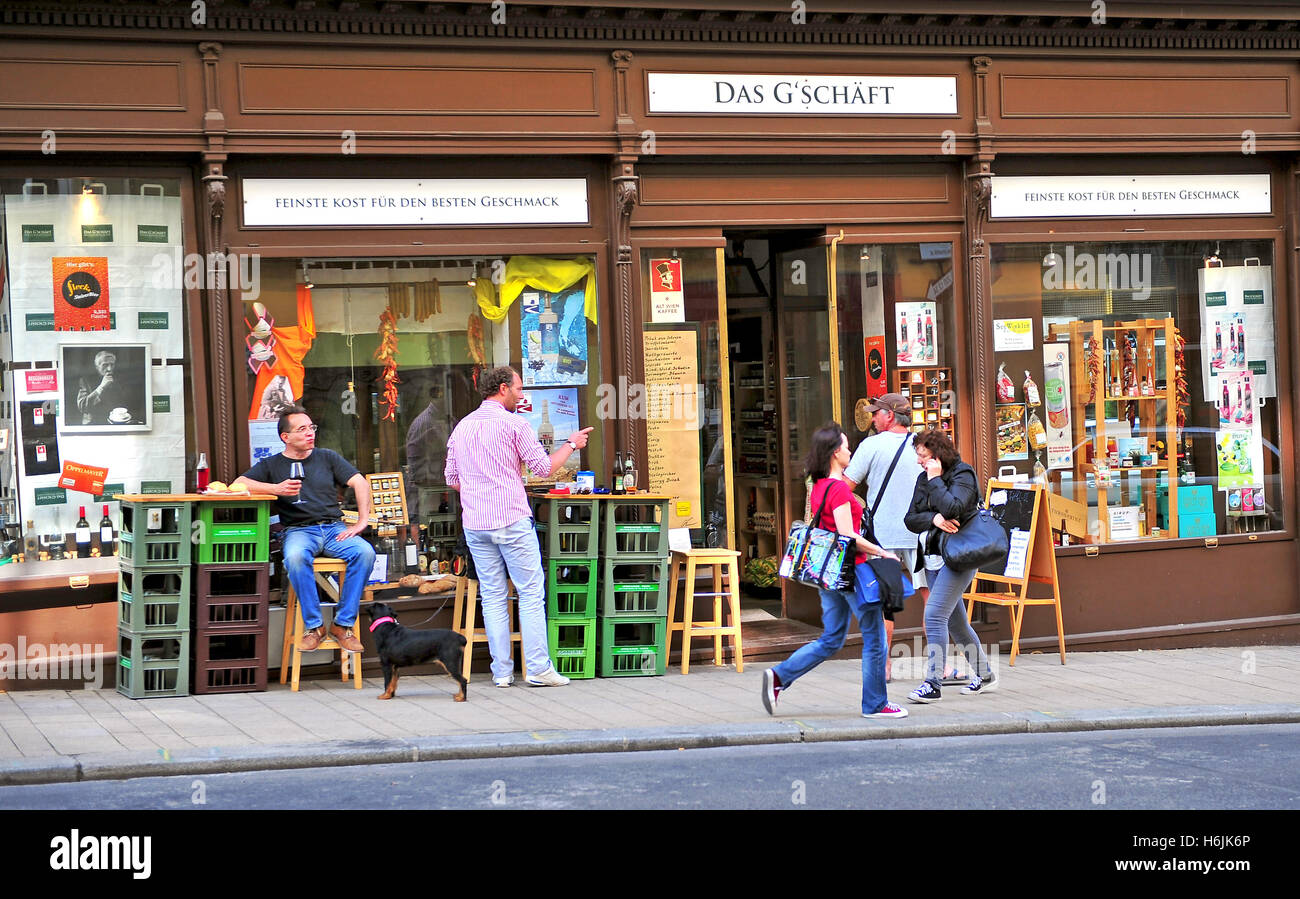 VIENNA, AUSTRIA - JUNE 6: Undefined people in the street of Vienna on ...