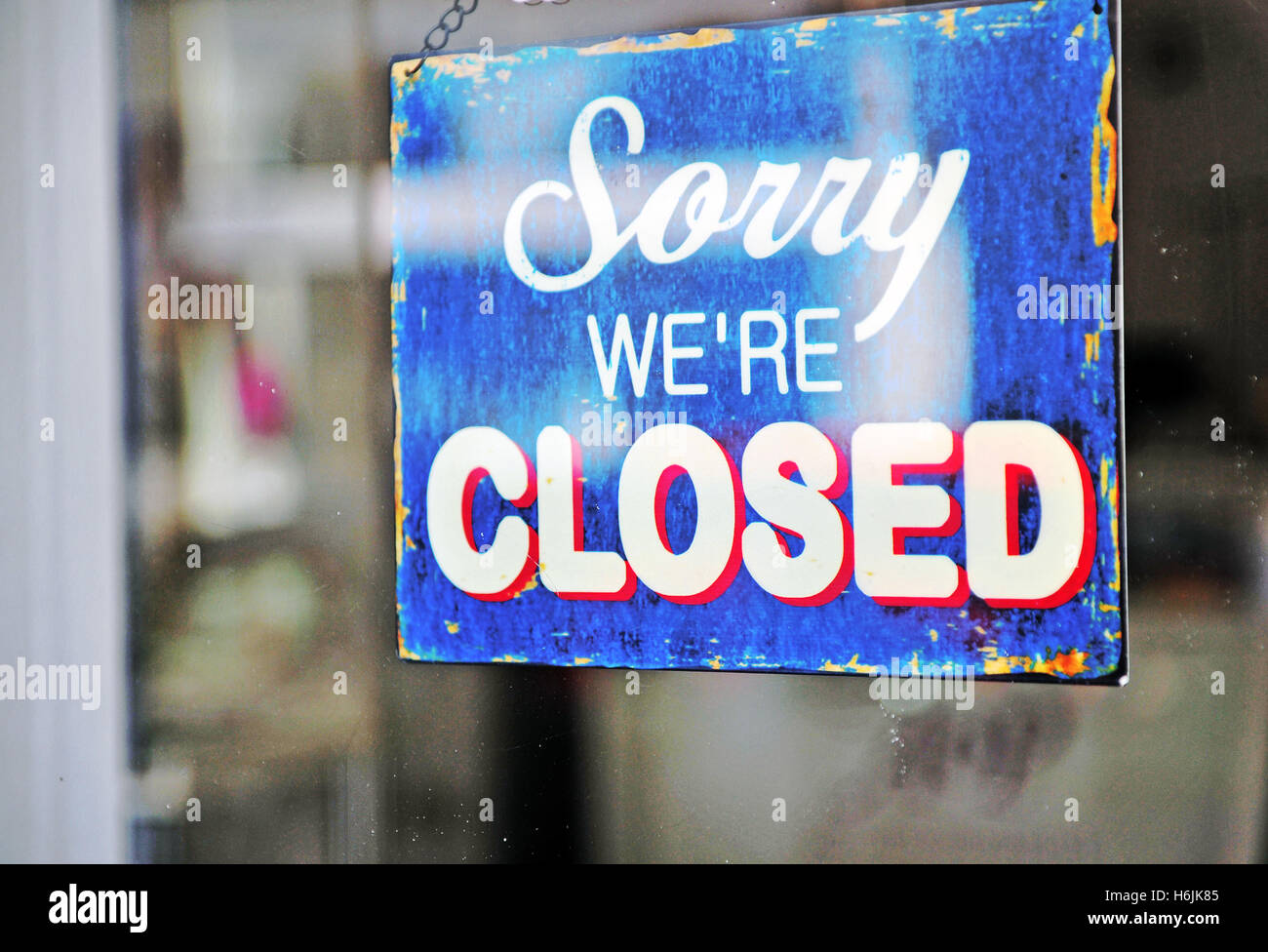 Sorry closed sign on door hi-res stock photography and images - Alamy