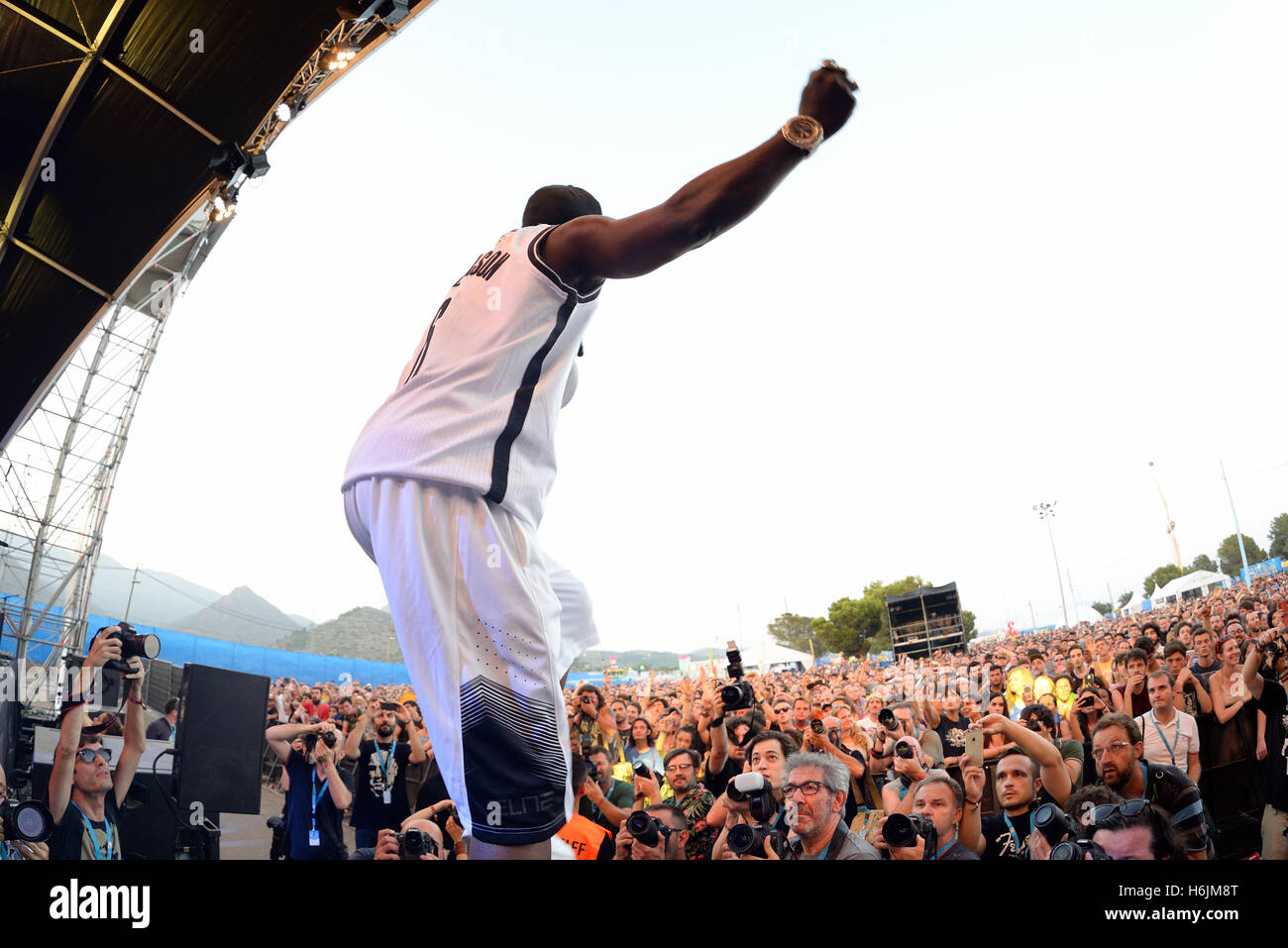 Griff singer hi-res stock photography and images - Alamy