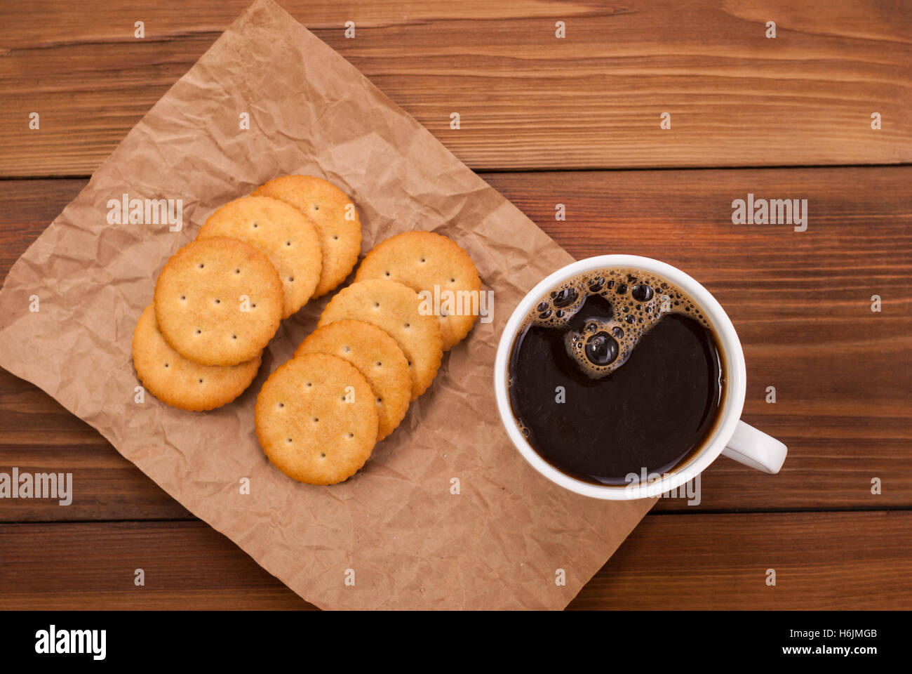 Cup of drink with crackers hi-res stock photography and images - Alamy