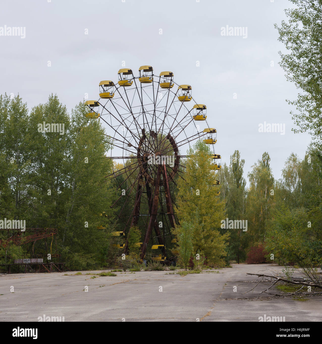 Chernobyl ferris wheel Stock Photo - Alamy