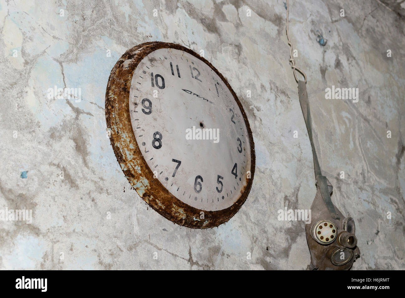 Soviet clock hi-res stock photography and images - Alamy