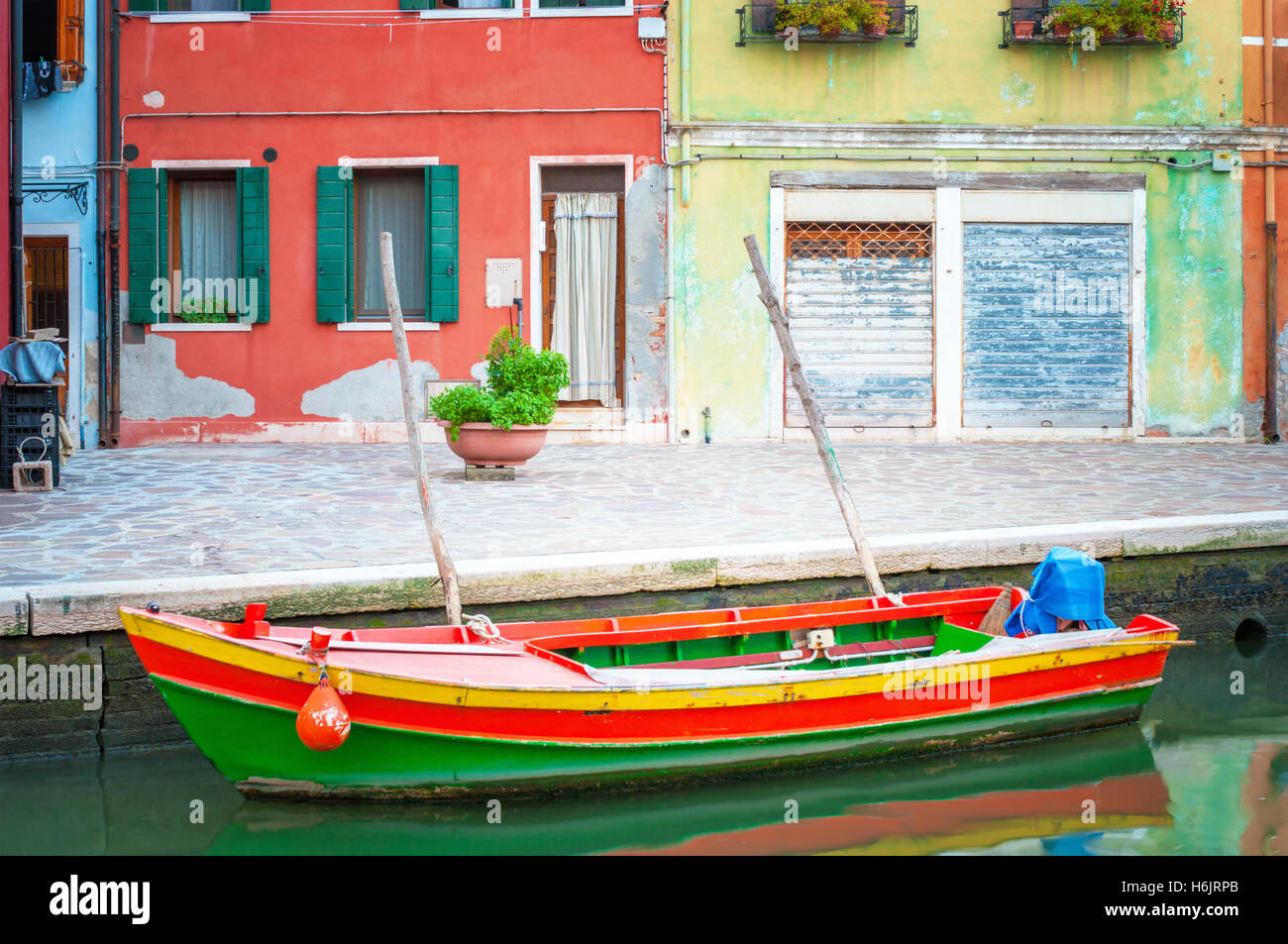 Old canal boat hi-res stock photography and images - Alamy