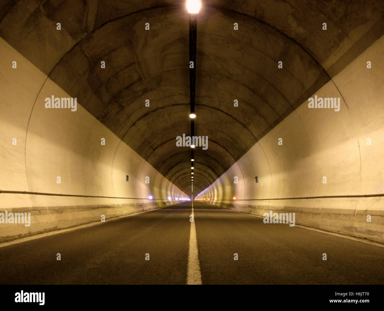 Tunnelblick hi-res stock photography and images - Alamy
