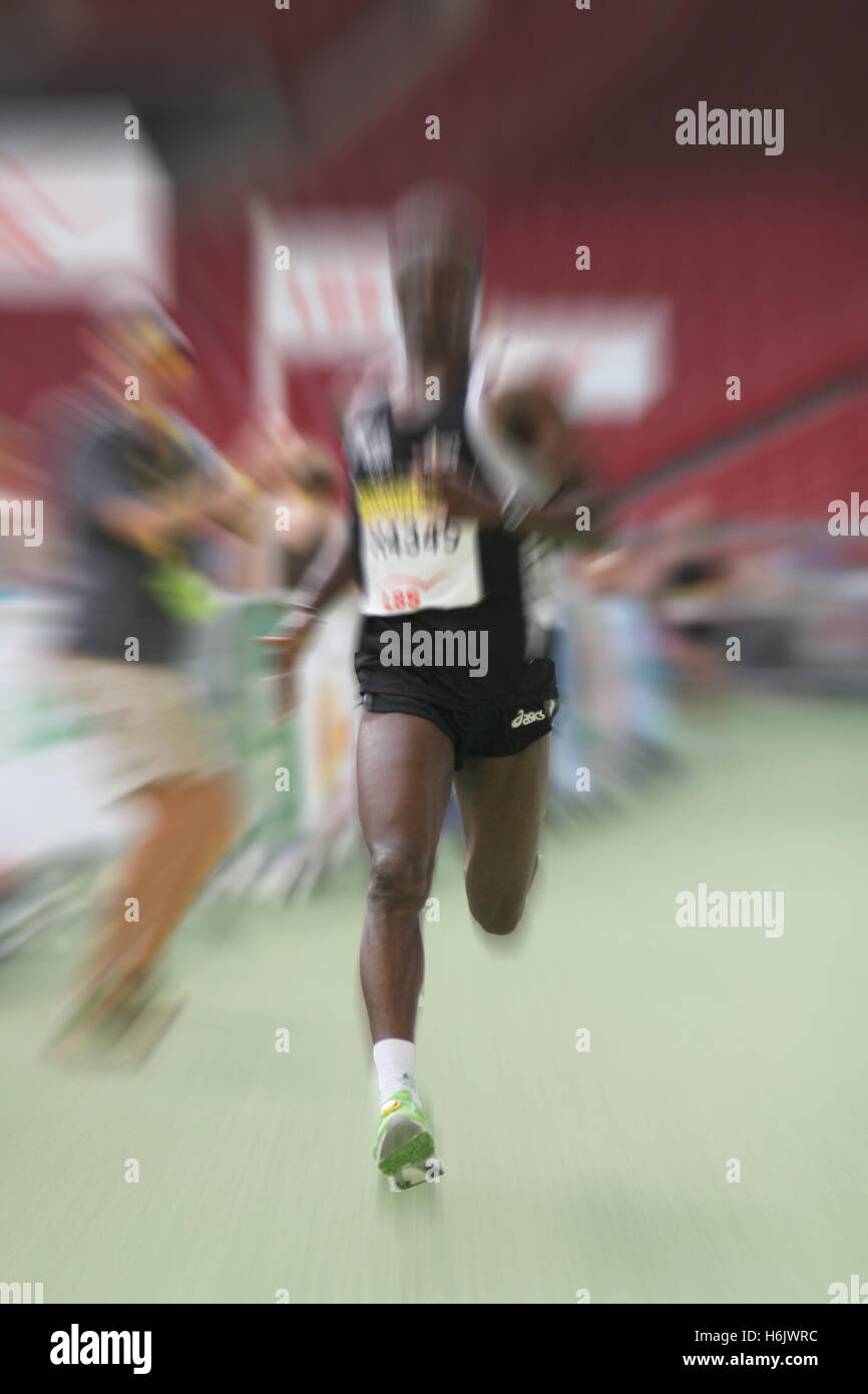 100m sprinter hi-res stock photography and images - Alamy