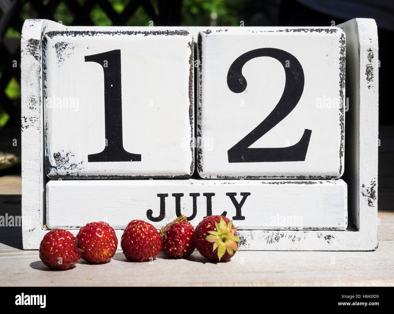 12 month calendar hi-res stock photography and images - Alamy