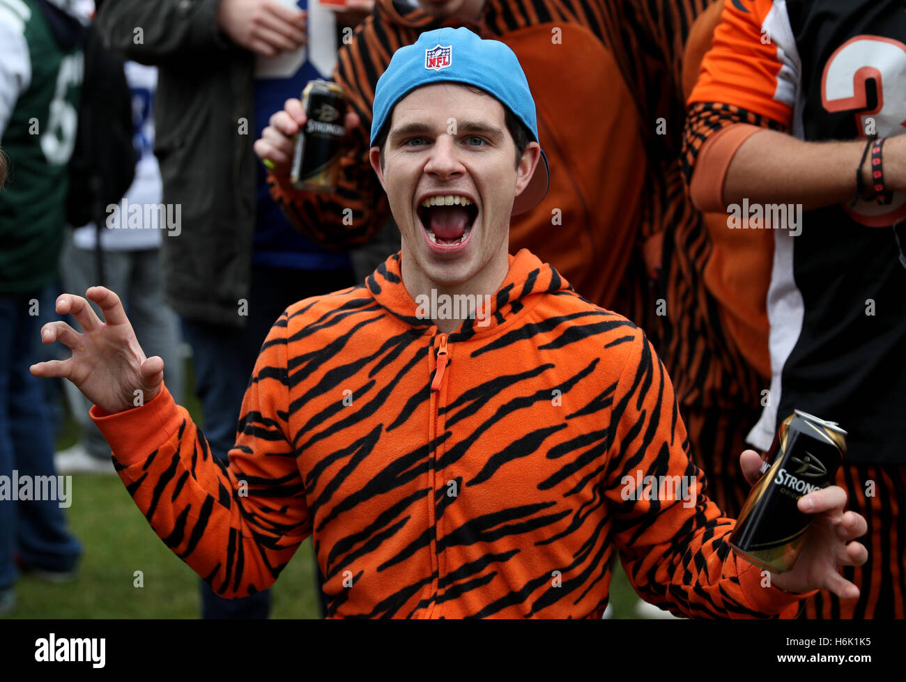 Bengals fans hi-res stock photography and images - Alamy