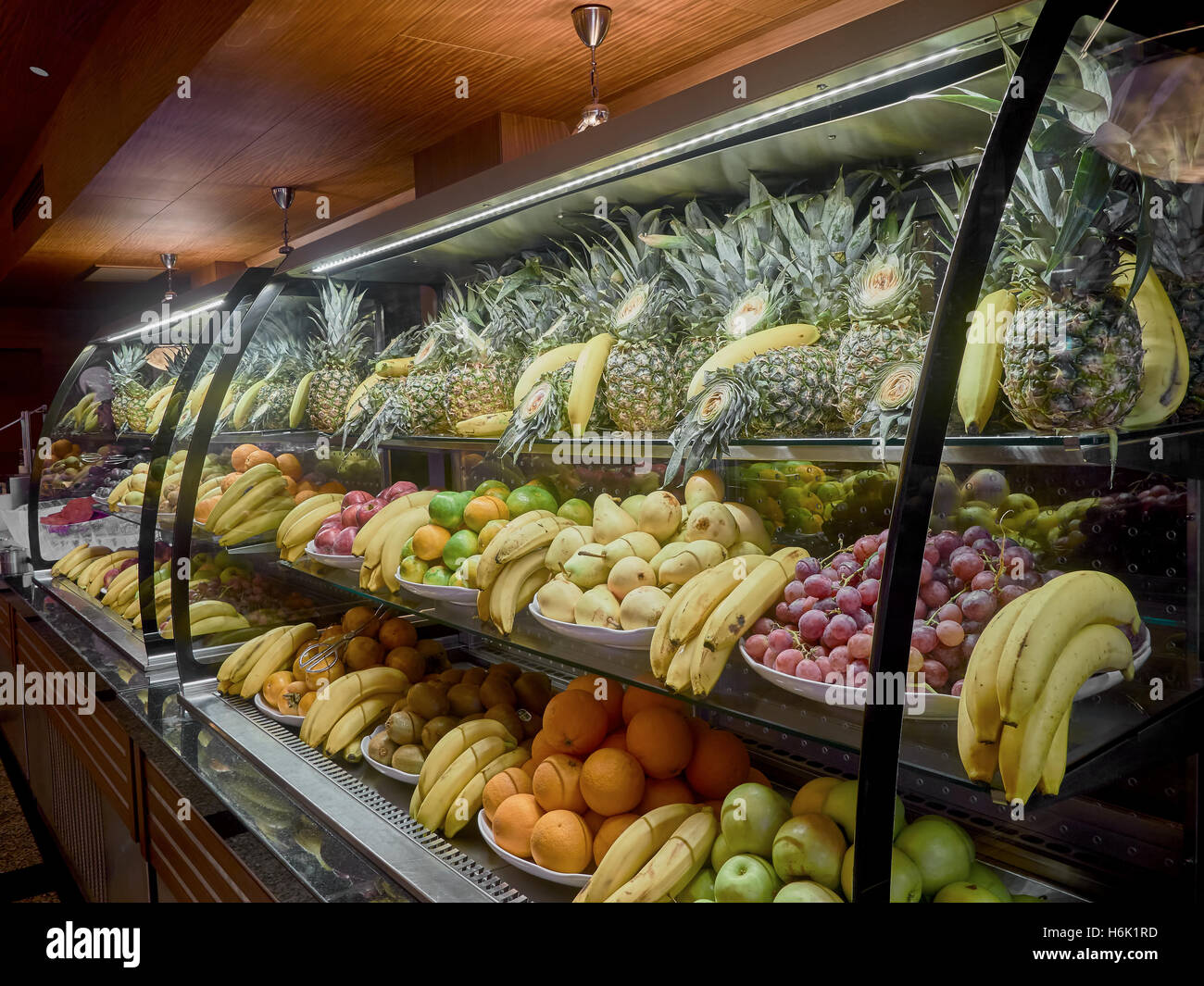 Stand with fruits at the restaurant (buffet Stock Photo - Alamy