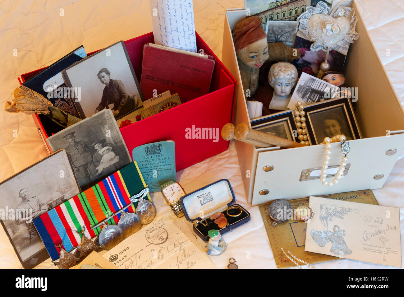 Memory box photographs hi-res stock photography and images - Alamy