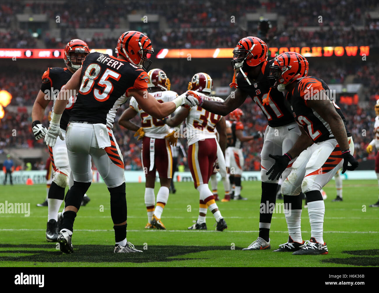 Sides second touchdown game hi-res stock photography and images - Alamy