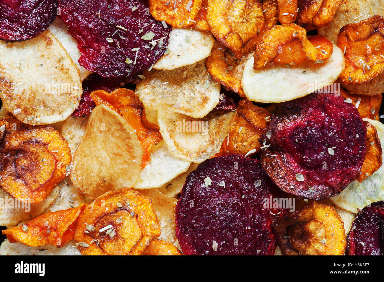 Homemade vegetable chips close-up Stock Photo - Alamy