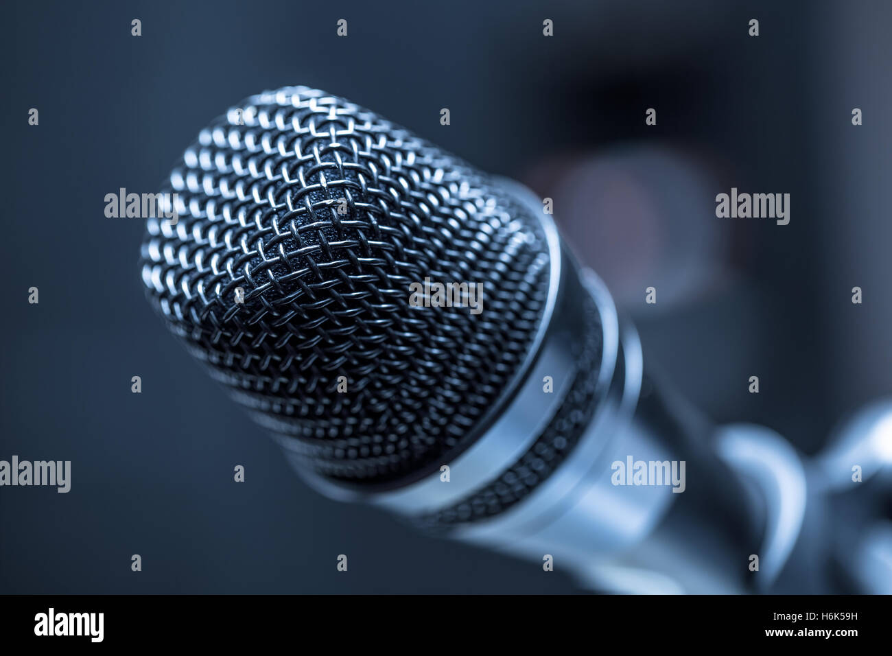 Mike hall close hi-res stock photography and images - Alamy