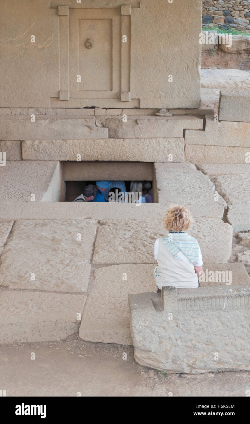 Ethiopia axum people hi-res stock photography and images - Alamy