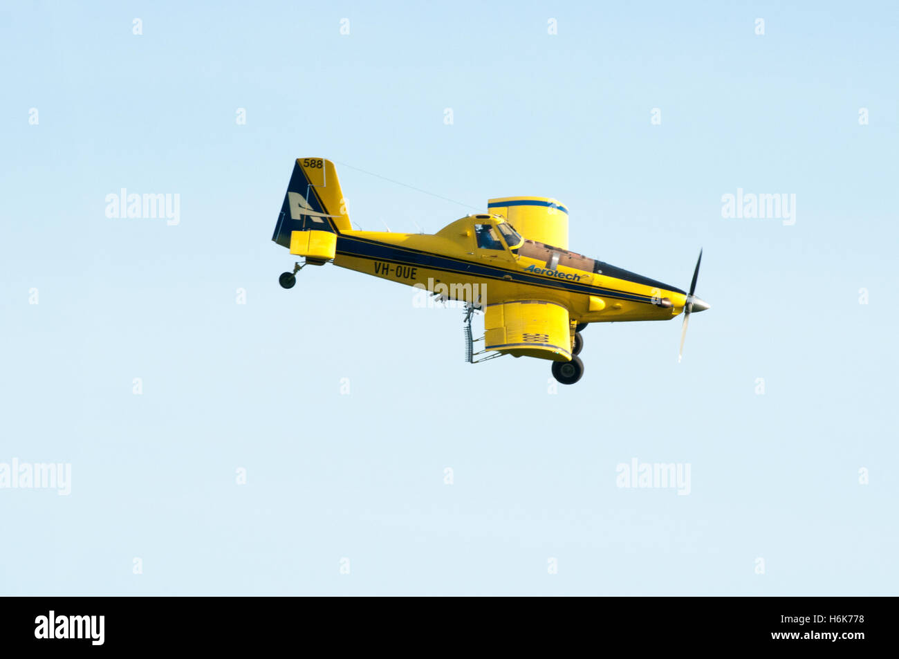 Crop duster aircraft hi-res stock photography and images - Alamy