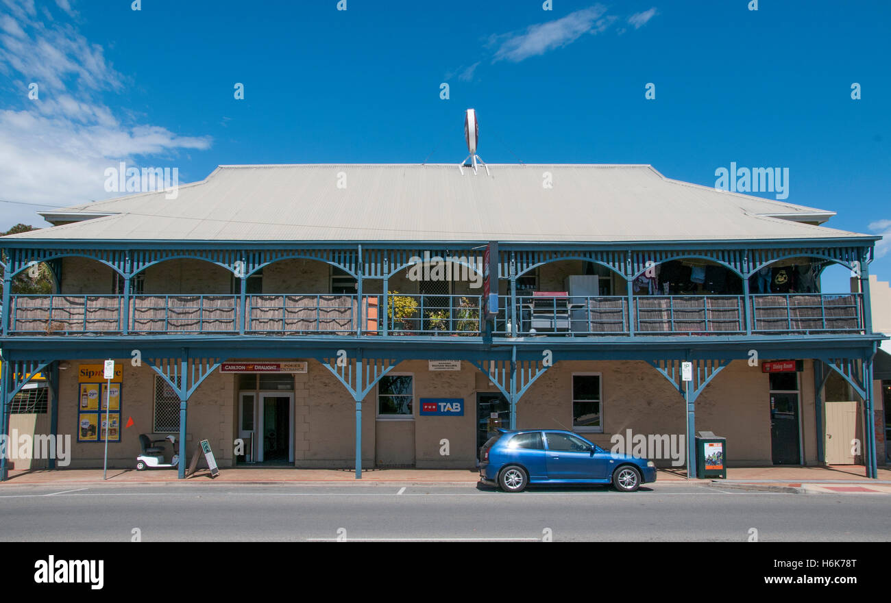 Australian country pub hi-res stock photography and images - Alamy