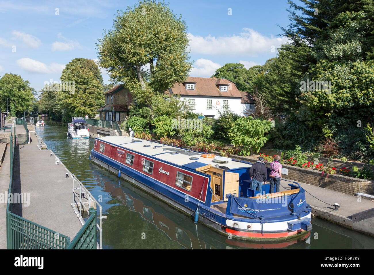 Boulters locks hi-res stock photography and images - Alamy