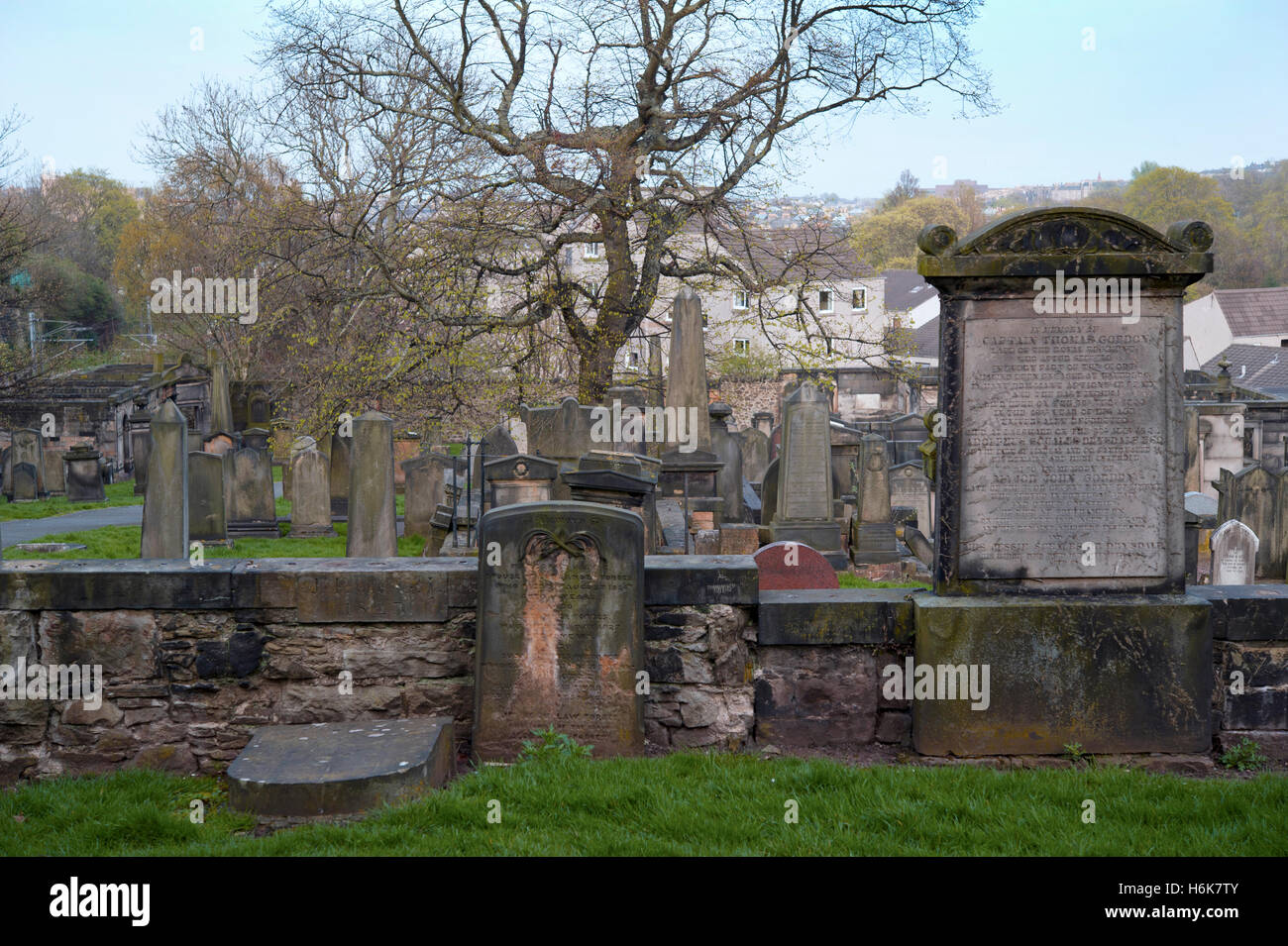 Cemetery in edinburgh hi-res stock photography and images - Alamy
