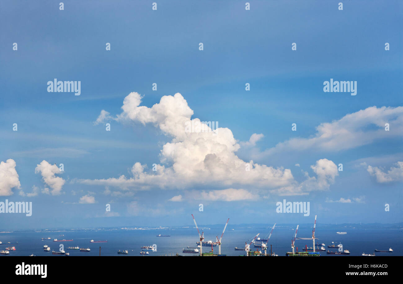 Seaport sky blue hi-res stock photography and images - Alamy