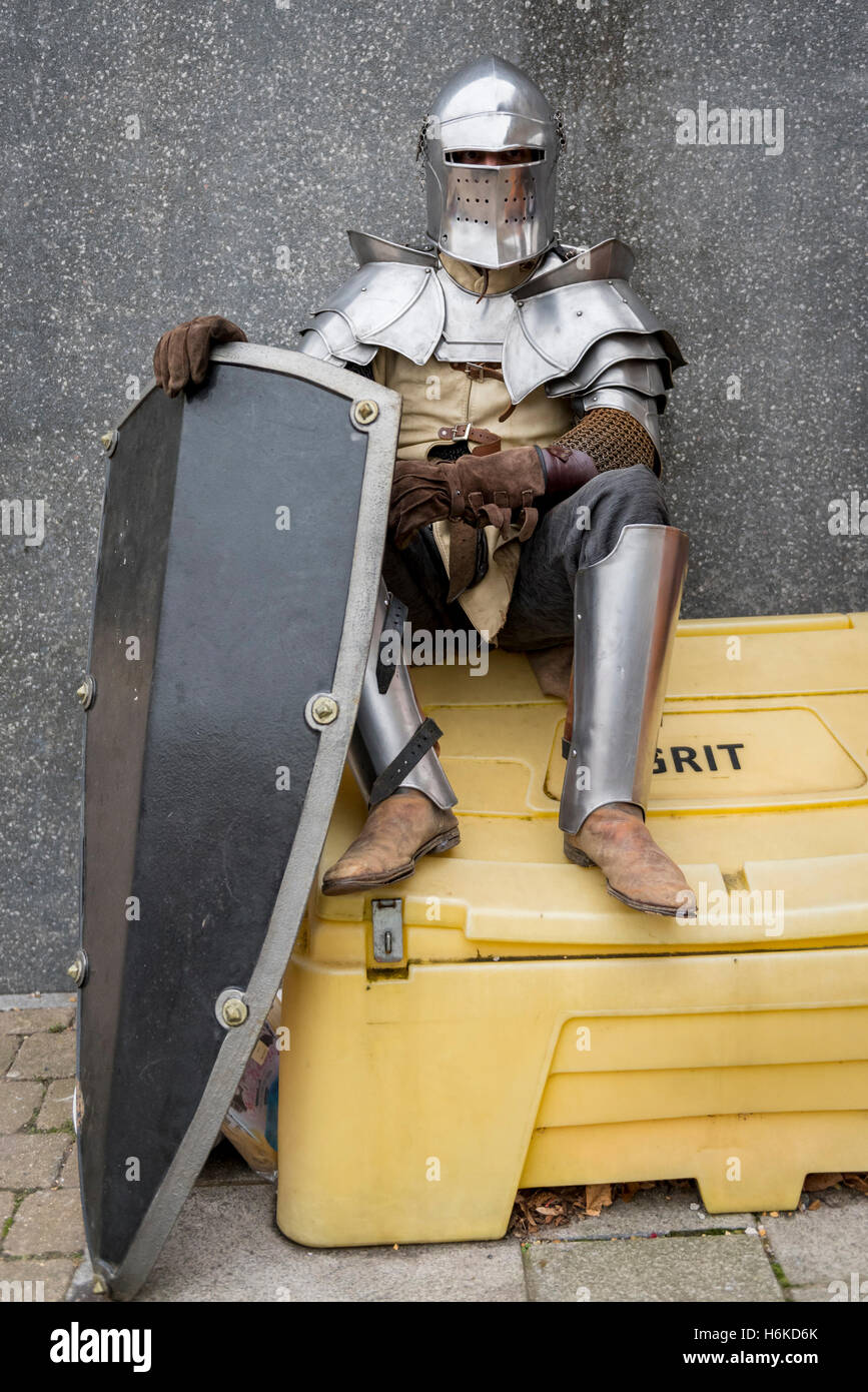 London, UK. 30 October 2016. A man dresses, in real metal armour, as a ...