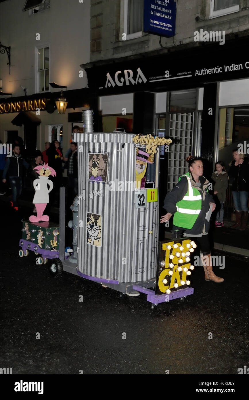 Warminster, Wiltshire, UK. 29th Oct 2016. Warminster Carnival Saturday ...