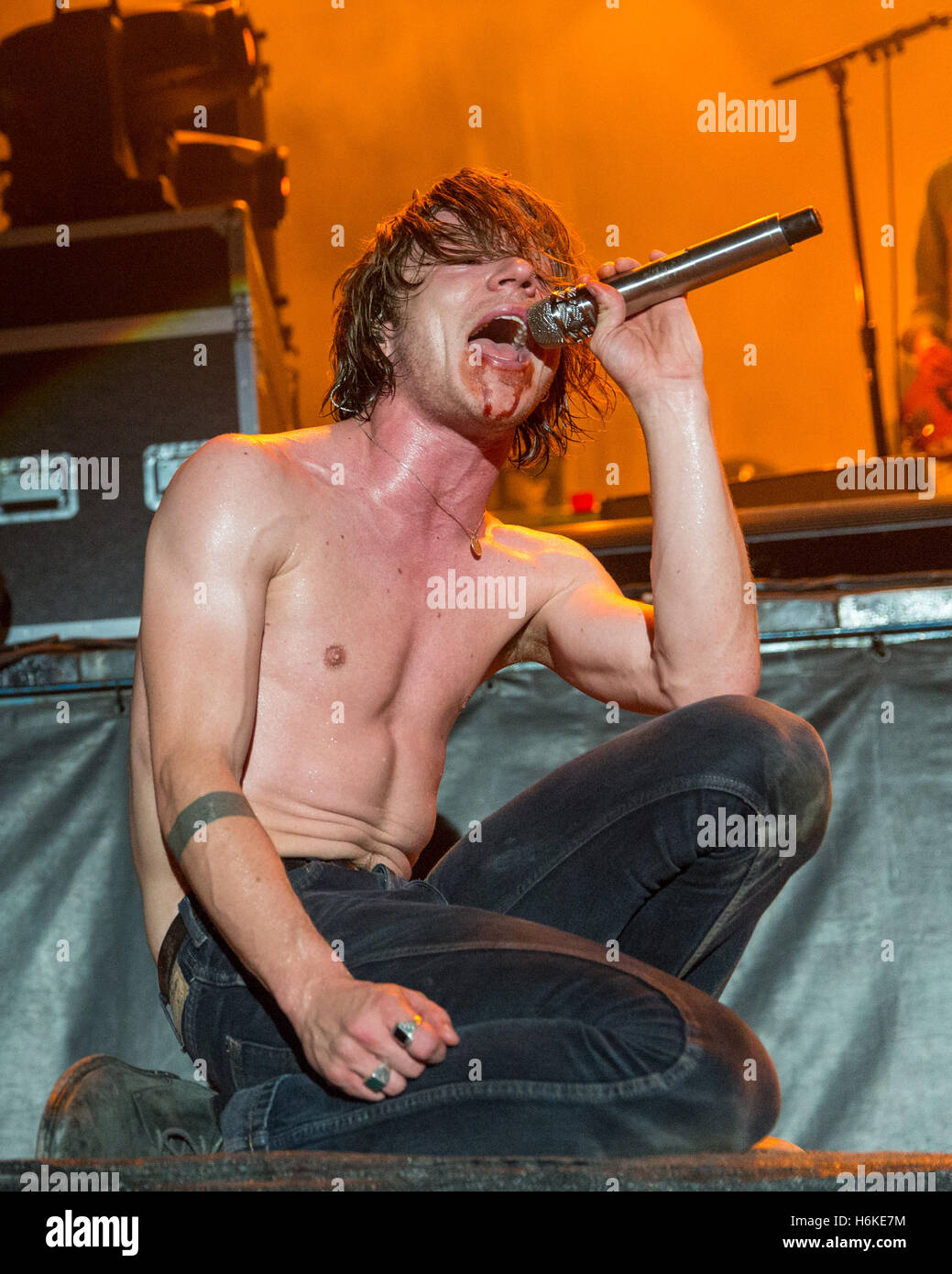 New Orleans, Louisiana, USA. 29th Oct, 2016. MATT SHULTZ of Cage The ...
