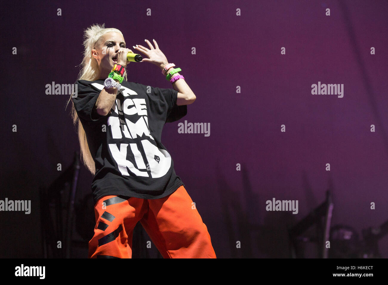 Yolandi Visser Stock Photos & Yolandi Visser Stock Images - Alamy
