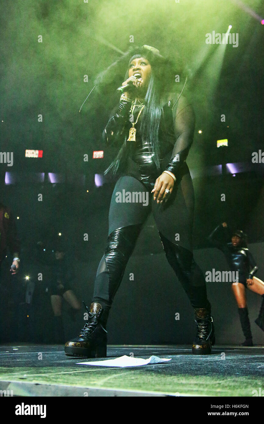 Philadelphia, PA, USA. 28th Oct, 2016. Remy Ma performing at Powerhouse ...