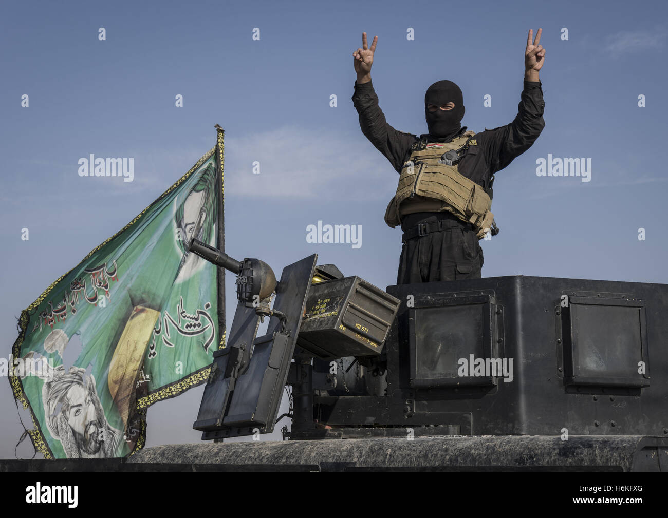 Bartella, Nineveh Governorate, Iraq. 30th Oct, 2016. Shia militia ...