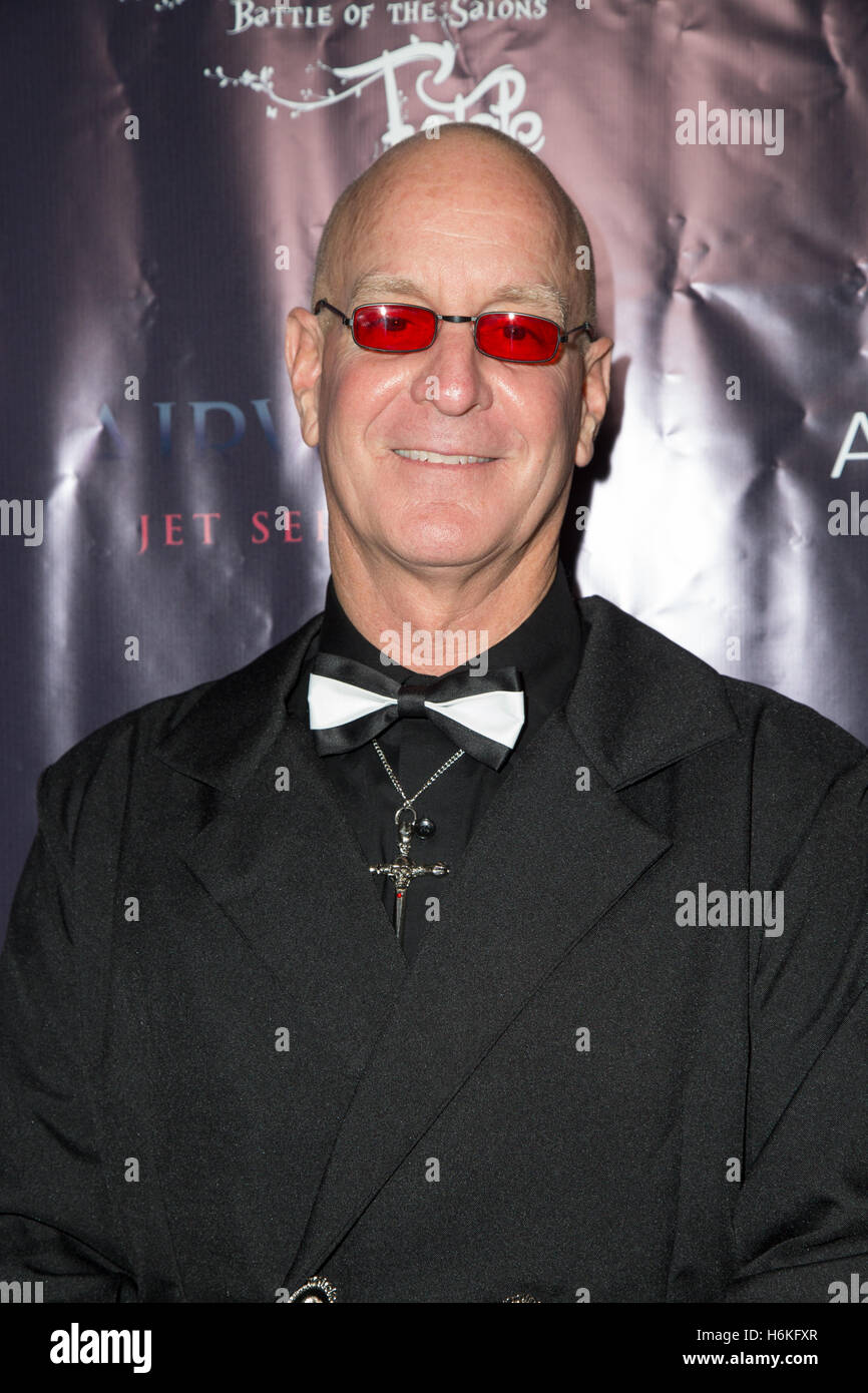 Reality tv show personality hi-res stock photography and images - Alamy