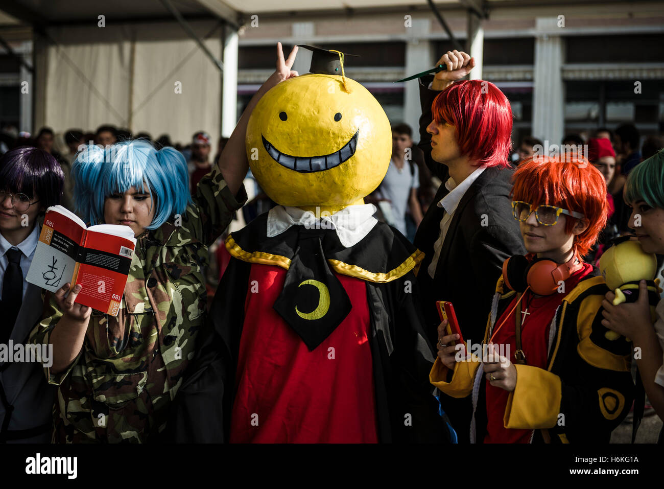 Barcelona, Spain. 30th Oct, 2016. Cosplayers dressed as their favorite ...