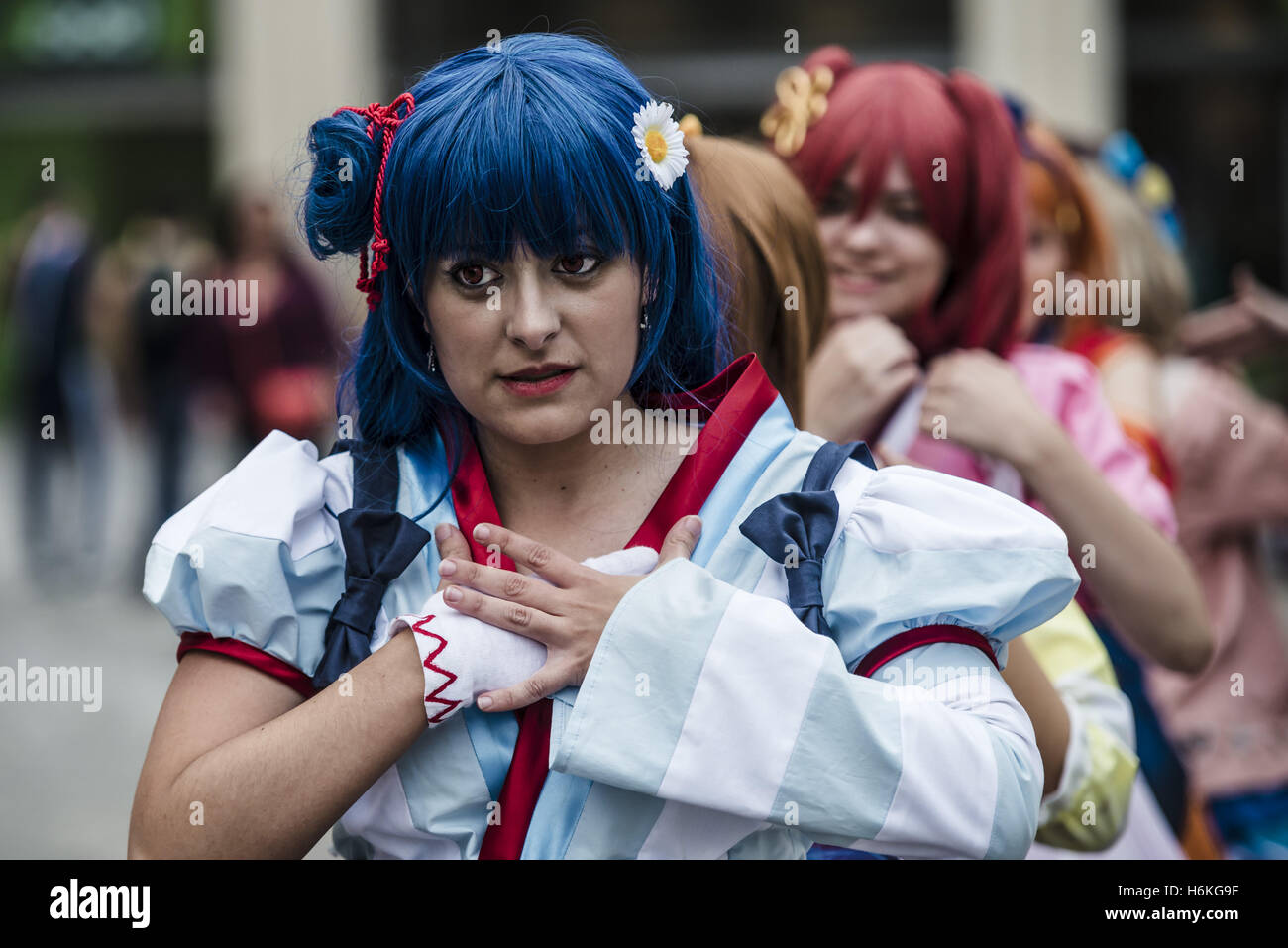 Barcelona, Spain. October 30, 2016 - Cosplayers dressed as her favorite ...
