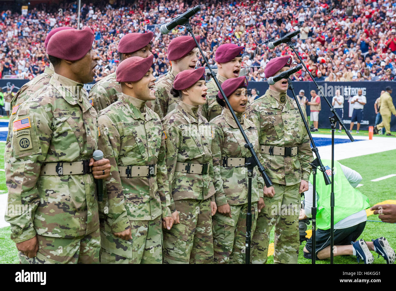 Houston, Texas, USA. 30th Oct, 2016. The United States Army 82nd ...