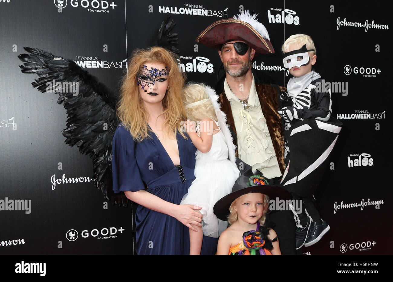 Joshua van der beek hi-res stock photography and images - Alamy