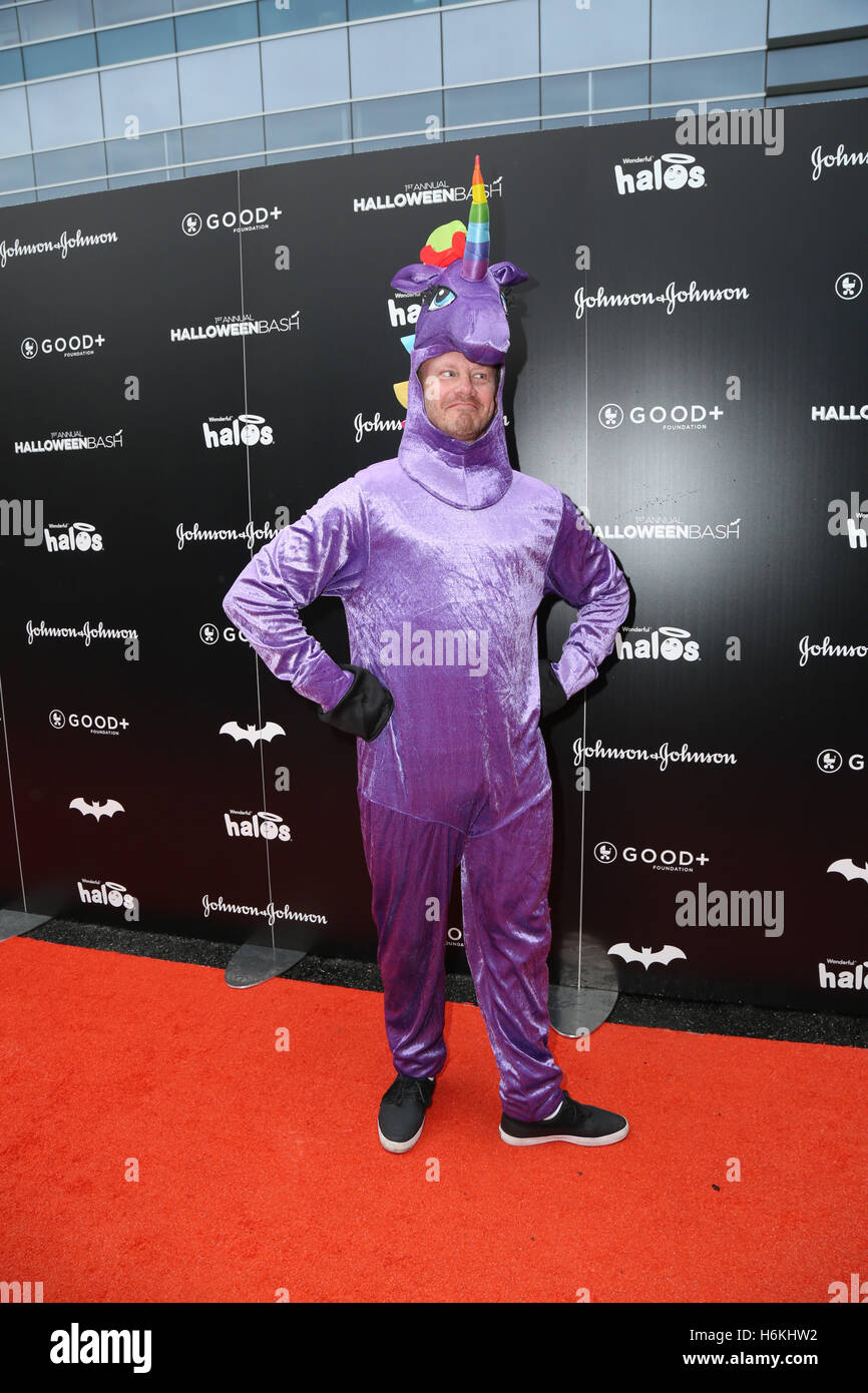 Hollywood, California, USA. 30th Oct, 2016. Ian Ziering. GOOD ...
