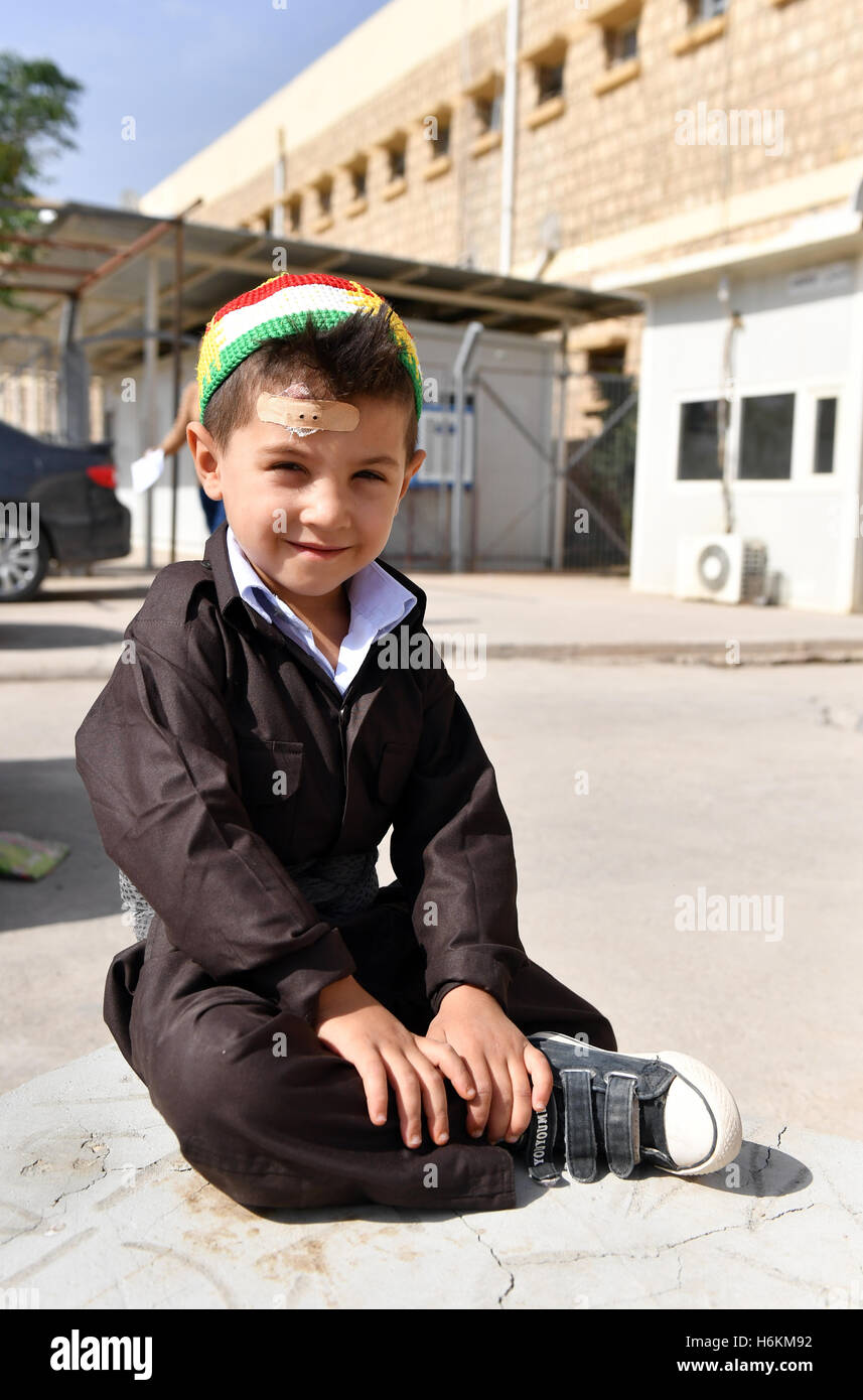 Forehead band aid hi-res stock photography and images - Alamy