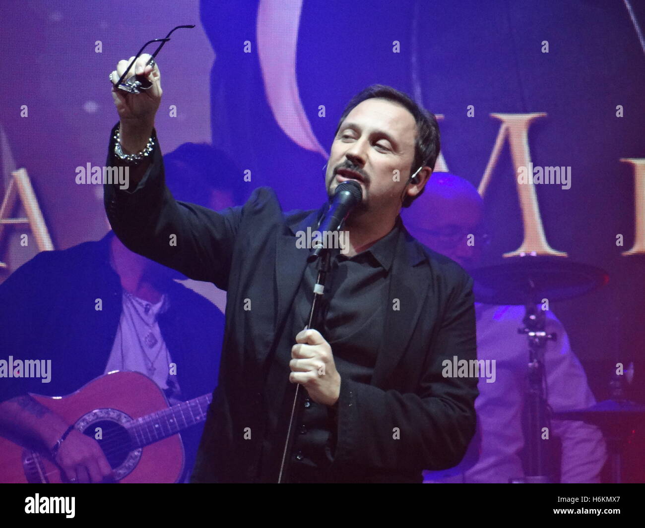 London, UK. 30th Oct, 2016. The first London's concert of a Russian ...