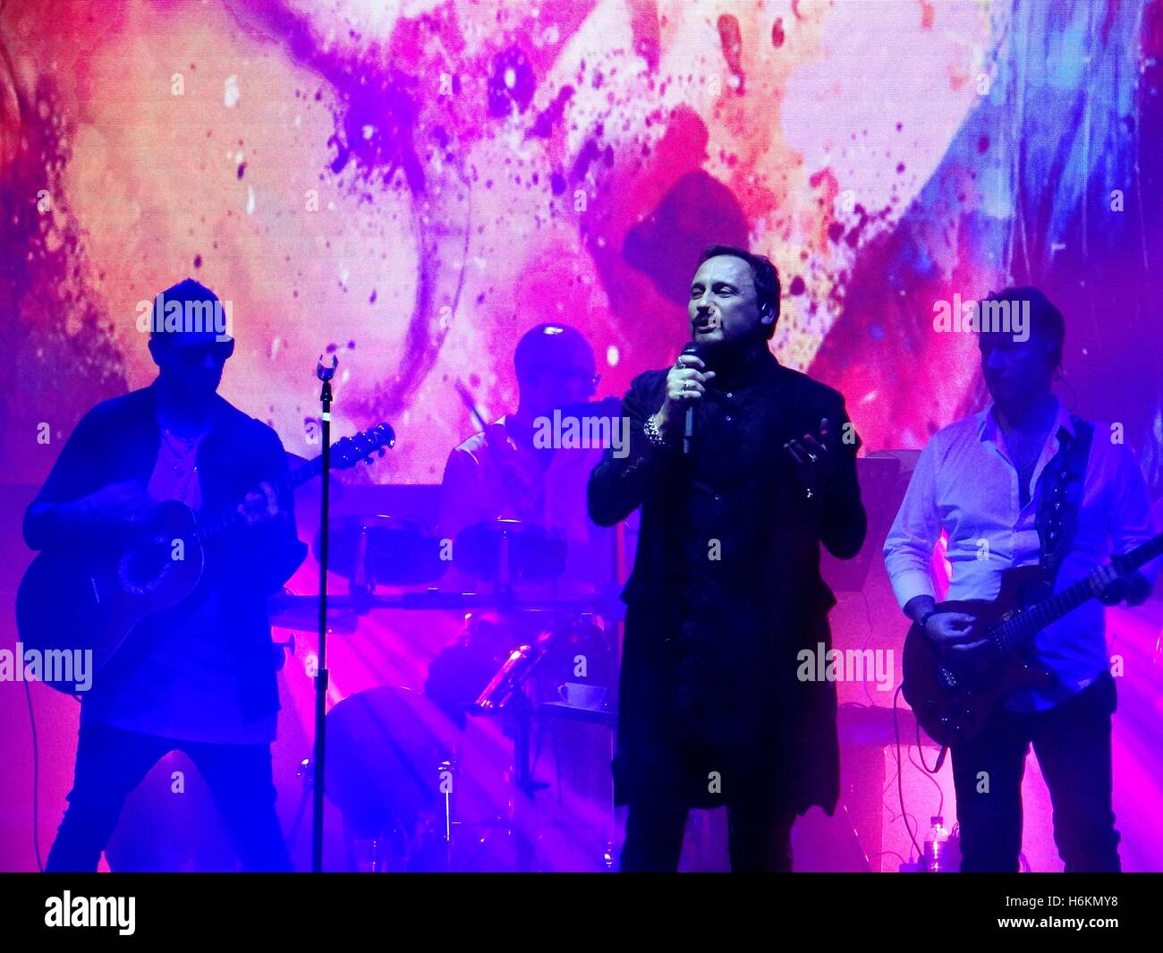 London, UK. 30th Oct, 2016. The first London's concert of a Russian ...