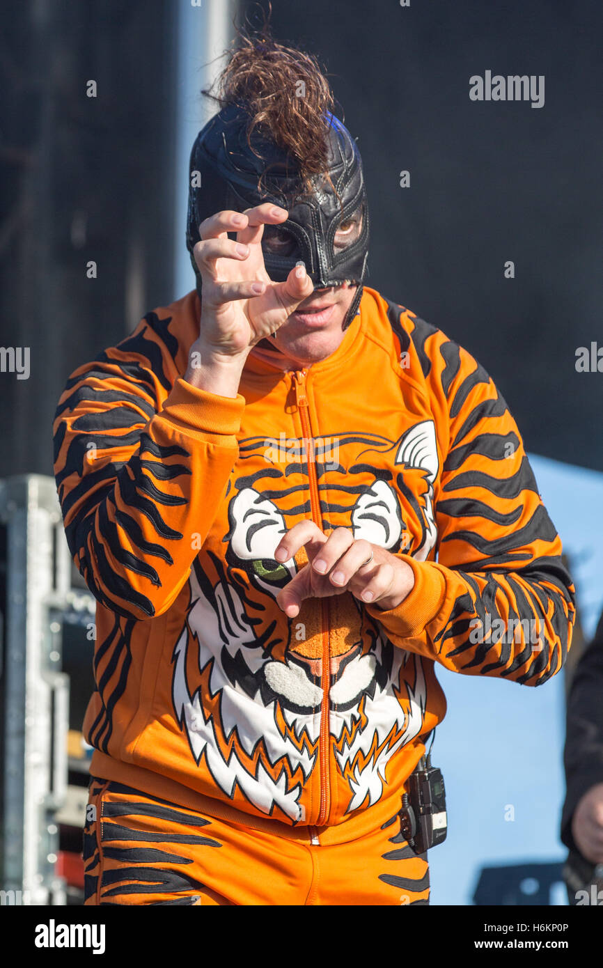 New Orleans, Louisiana, USA. 30th Oct, 2016. MAYNARD JAMES KEENAN of ...