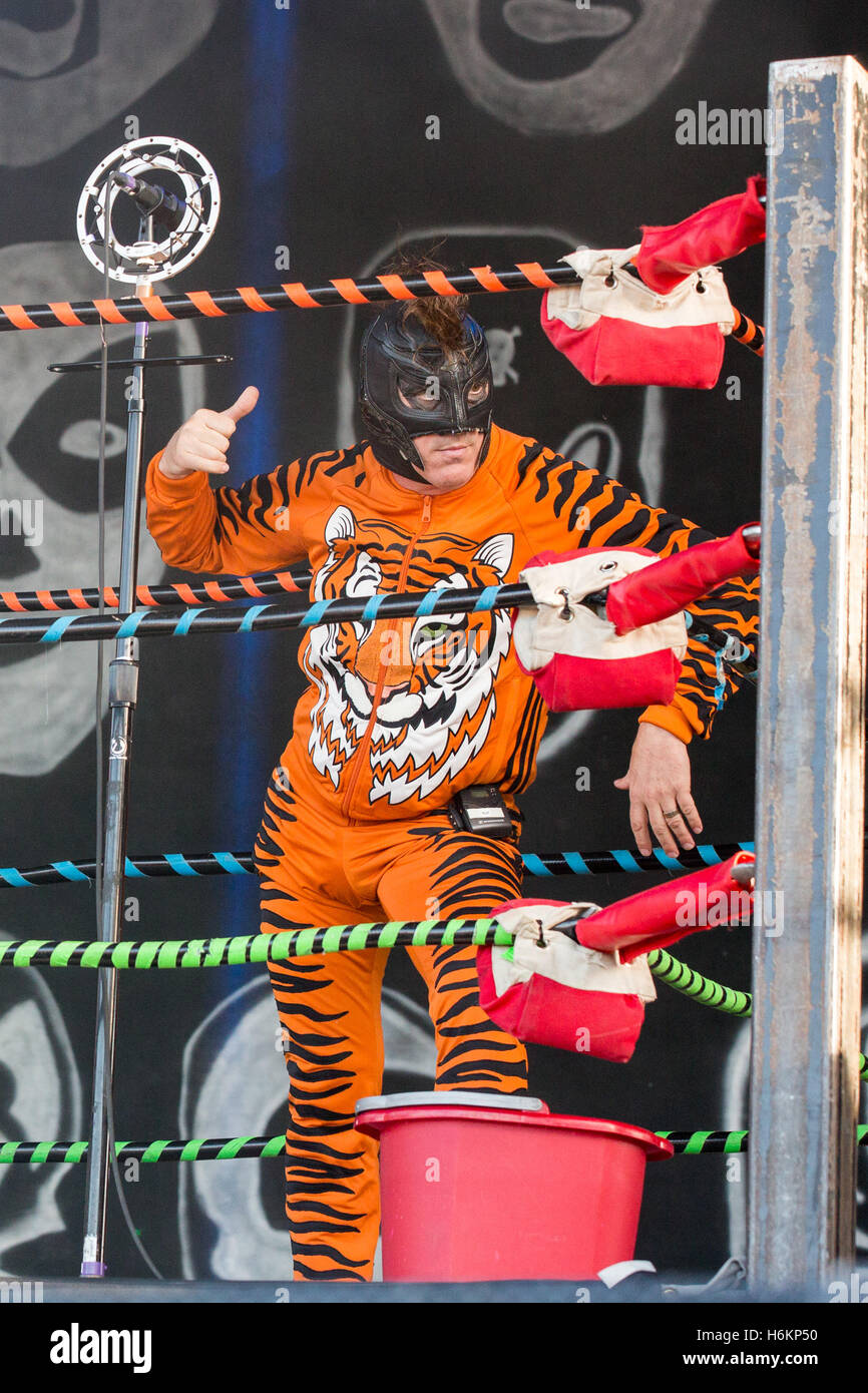 New Orleans, Louisiana, USA. 30th Oct, 2016. MAYNARD JAMES KEENAN of ...