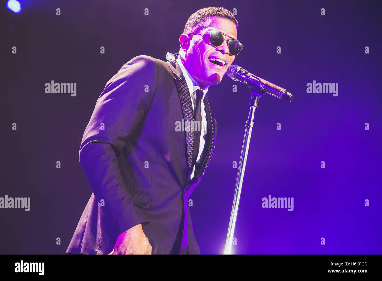 October 28, 2016 - American singer-songwriter, record producer, and ...
