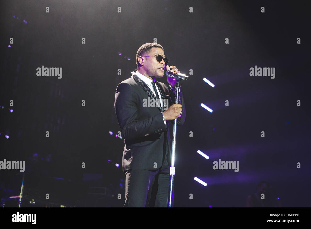 October 28, 2016 - American singer-songwriter, record producer, and ...