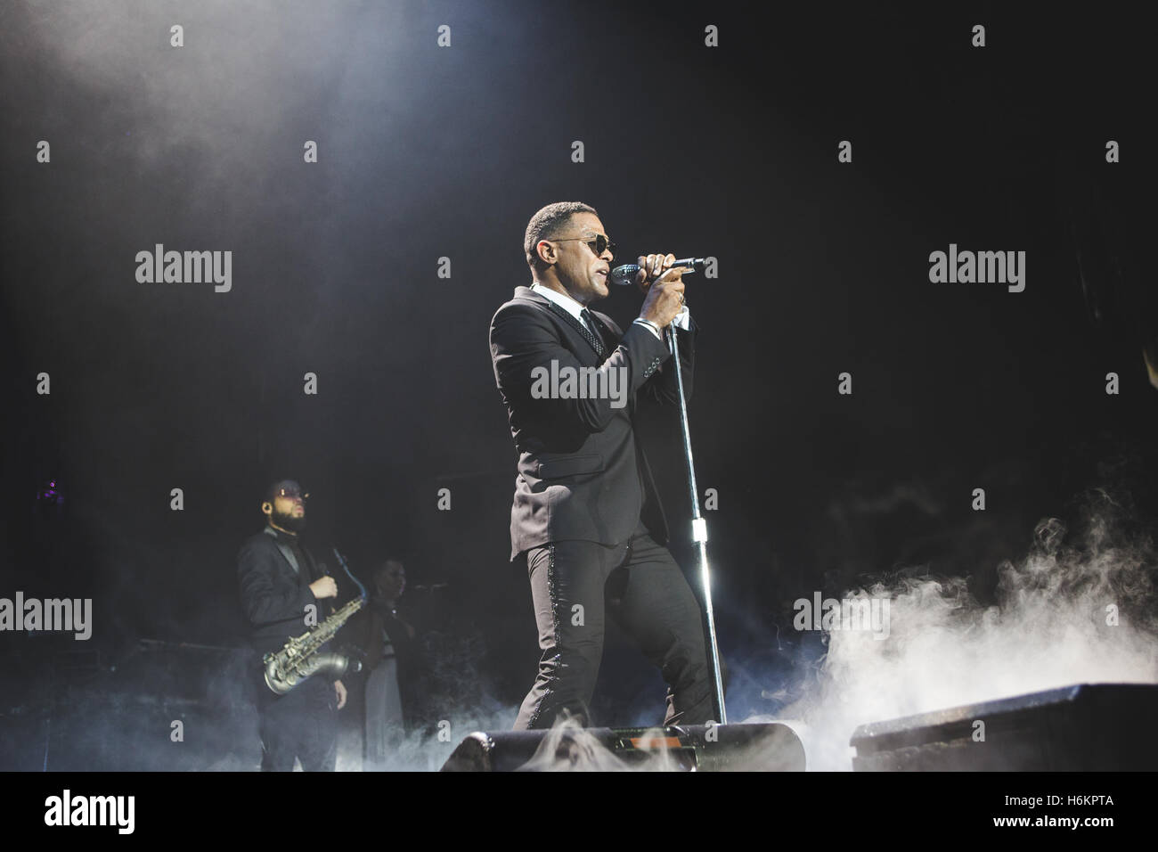 October 28, 2016 - American singer-songwriter, record producer, and ...