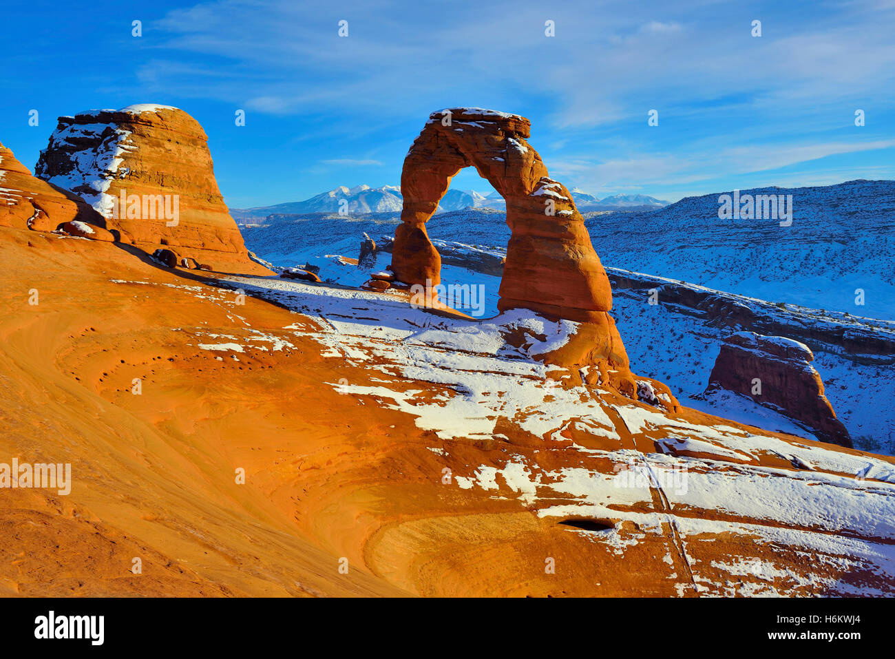 Delicate Arch at sunset in Arches National Park, Utah in winter Stock ...