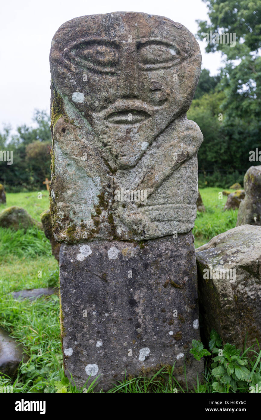 The bilateral Boa Island figure at Caldragh graveyard, Boa Island ...