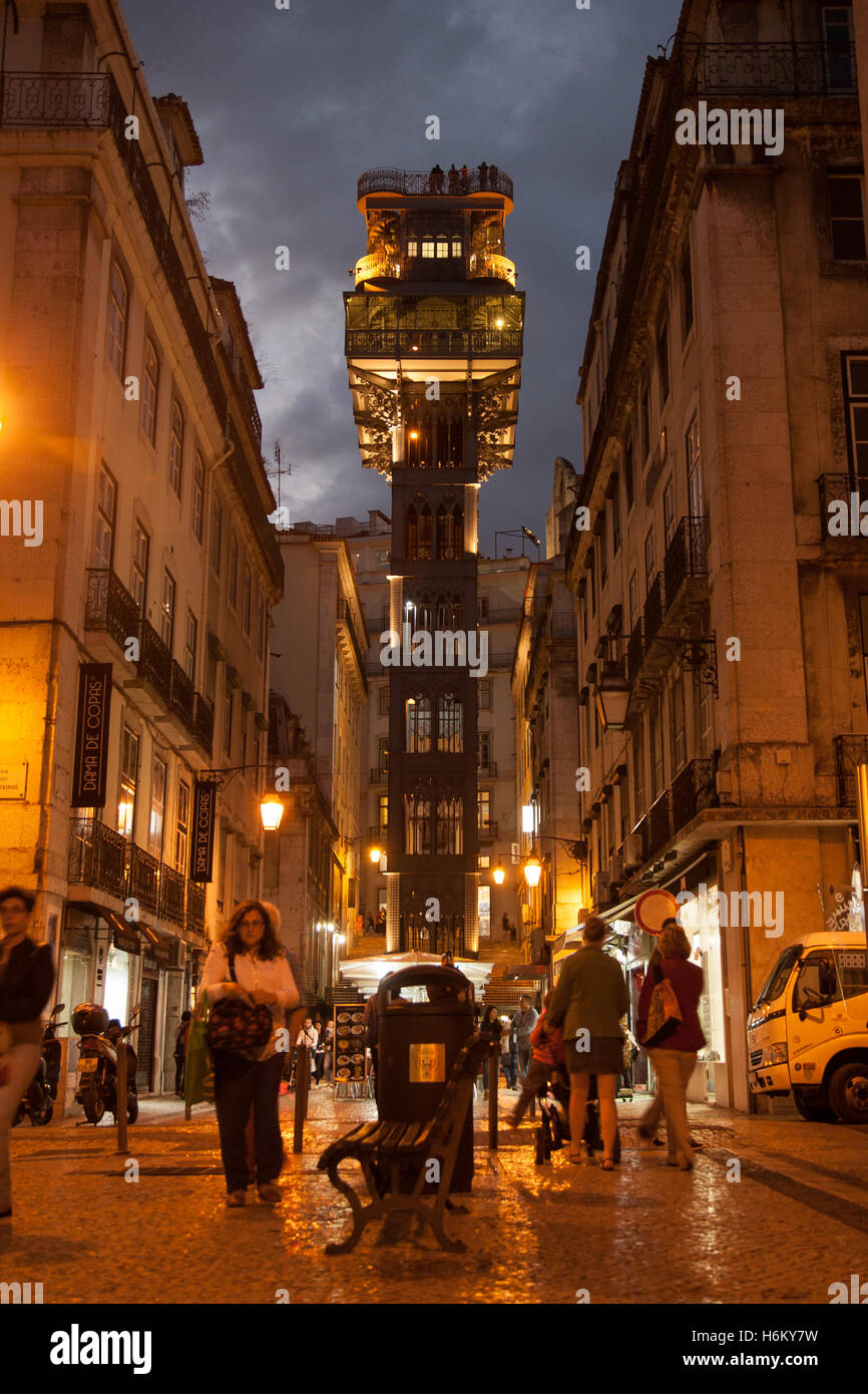 Lift elevator hi-res stock photography and images - Alamy